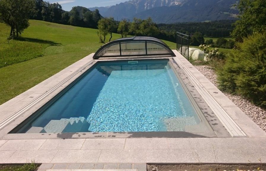 Einzigartige Ceramic Pools von Poppenreiter in Hallein